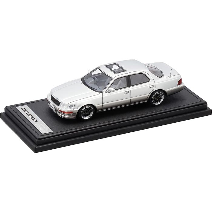 ignition model Toyota CELSIOR （F10） Silver （1/43スケール レジン IG1825） おもちゃの ...