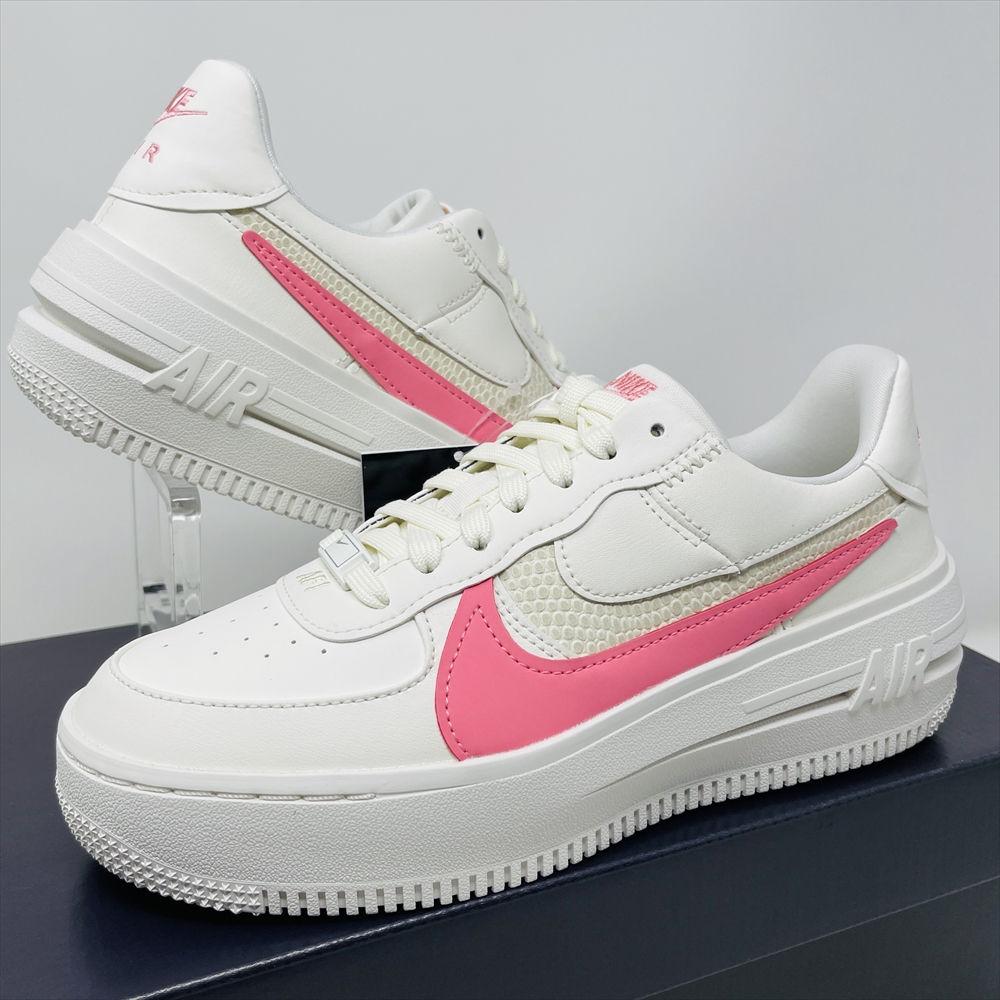 NIKE WMNS AIR FORCE 1 PLT.AF.ORM "SAIL CORAL CHALK" DJ9946-105 （セイル/ココナッツミルク/シーコーラル/コーラルチョーク） エア ...