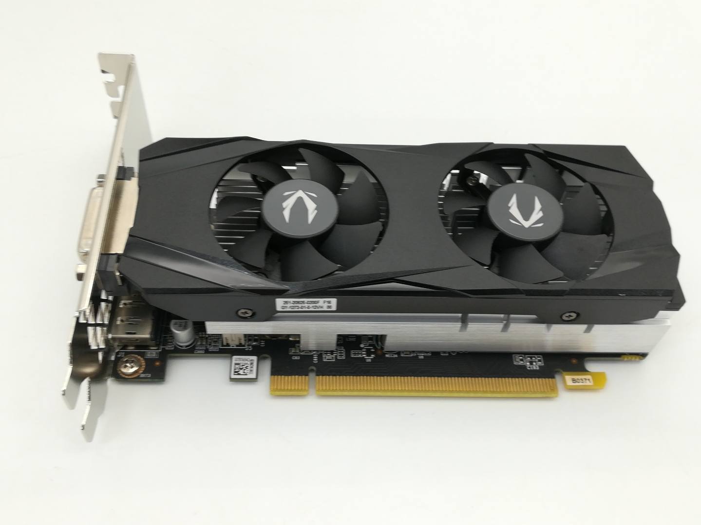 ZOTAC ZT-T16500H-10L/ZTGTX1650-4GBLP [ZOTAC GAMING GeForce ZOTAC ZT-T16500H-10L/ZTGTX1650-4GBLP [ZOTAC GAMING GeForce