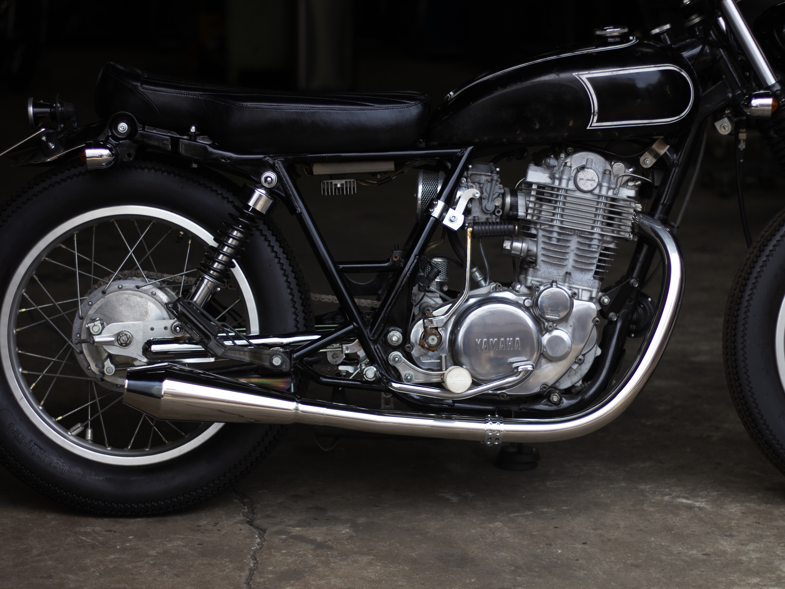 MOTOR ROCK STDメガホン ショート 新型フルエキ XX キャブ車（SR400/500）MR-EX186 - 最安値・価格比較 ...