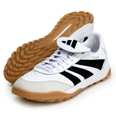 adidas プレデター トレーニングシューズ(色:ホワイト系)の adidas プレデター トレーニングシューズ(色:ホワイト系)の