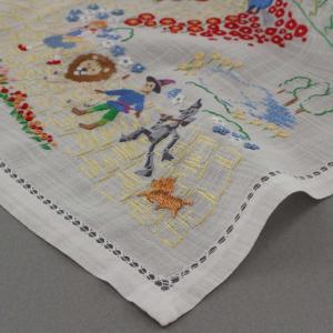 ベトナム手刺繍ハンカチ フラワーデザイン 6212 ピンク : ハンカチーフ