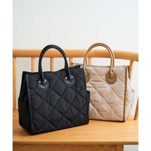 美品 BOTTEGA VENETA ボッテガヴェネタ イントレチャート ダブル 美品 BOTTEGA VENETA ボッテガヴェネタ イントレチャート ダブル