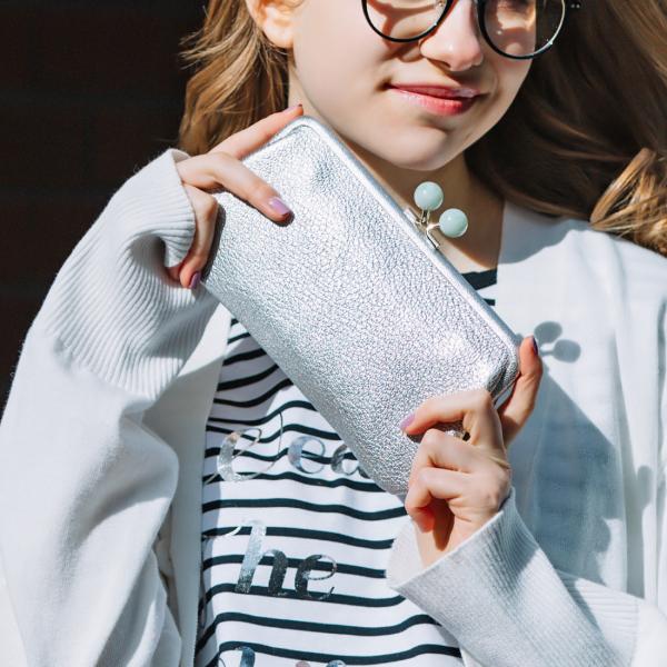 本革 レザー】ペルケ ワンステップで中身が見渡せる使いやすい長財布