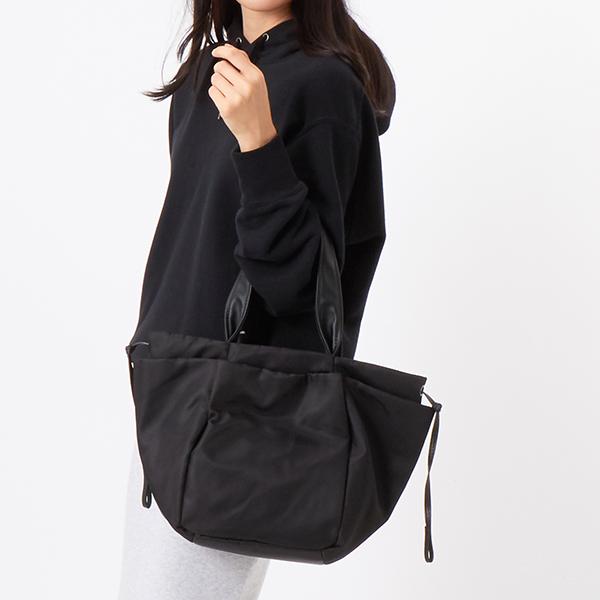 型番：YV021-01ブランド：イザック ヴーエ商品名：【Y’SACCS vous et】コンテナバッグ Ｍサイズカラー：ブラック/ベージュ/レンガブラウン/ピンクベージュ/カーキ