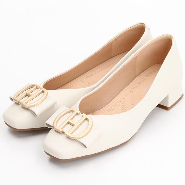 型番：933698ブランド：グリッターセレクト商品名：【本革】GRACE AVENUE バックルデザイン スクエアトゥ パンプスカラー：アイボリー/ブラック