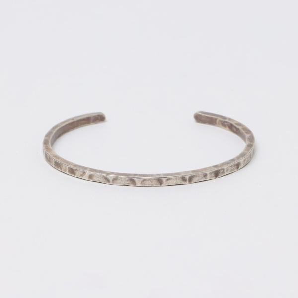 型番：119330803ブランド：シップス商品名：SHIPS: BRASS HAMMERED BANGLEカラー：シルバー/ゴールド