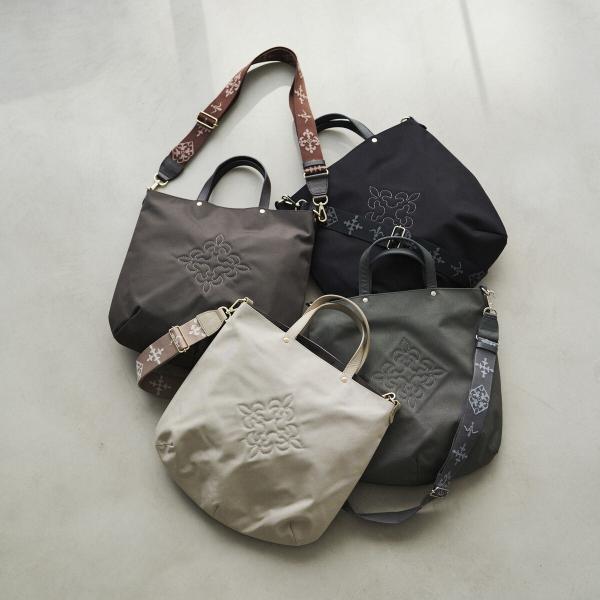 型番：RUZ1042121A0013ブランド：ラシット商品名：スリム2WAYトートバッグ ＜コーデュラナイロン＞(CE-1404-WEB)カラー：Gray/L.Greige/Black/D.Brown/〈限定カラー〉L.Blue