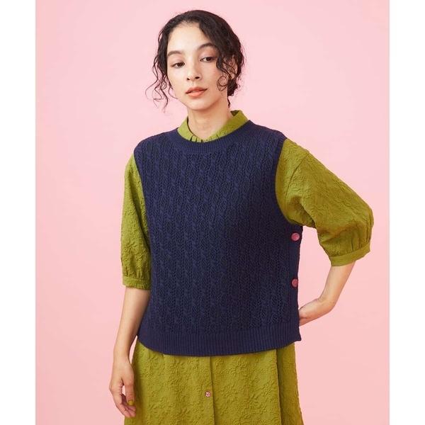 型番：GJFJW33200ブランド：ホコモモラ商品名：Varios dulces 透かし編みベストカラー：ネイビー/アイボリー