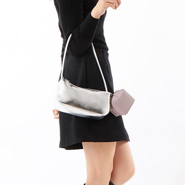 型番：10-00-01940ブランド：カシュカシュ商品名：【non-no 3月号掲載】カシュカシュ cachecache / ミニキューブポーチ付きショルダーカラー：アイボリー/シルバー/ブラック