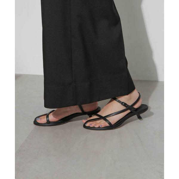 型番：6714135200ブランド：ナノユニバース商品名：JVAM／GISELLE ローヒールサンダルカラー：ブラック/ブルー