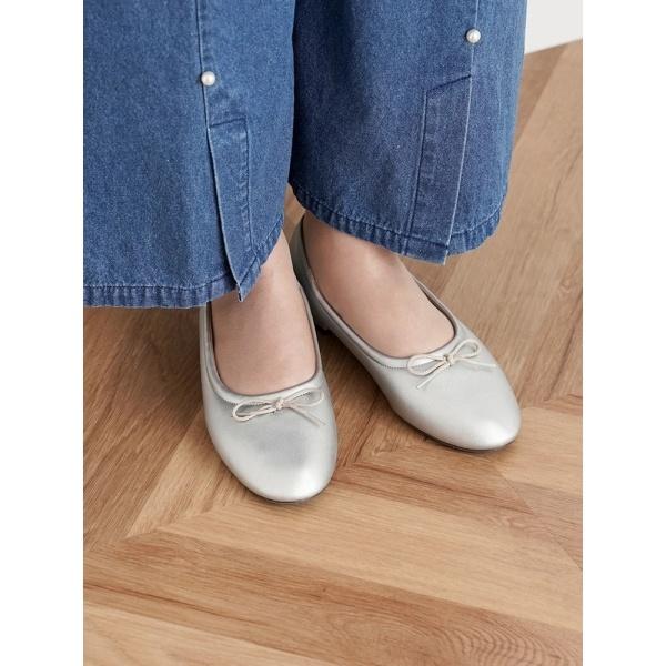 型番：25221685943ブランド：リジェイ＆スプル商品名：【la farfa SHOES/ラ・ファーファシューズ】ふわふわバレエシューズカラー：黒/シルバー/アイボリー