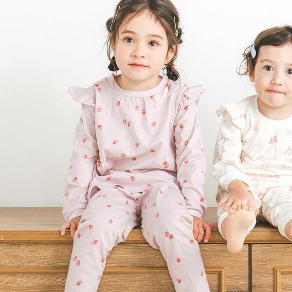 型番：1814-79527ブランド：スラップスリップ商品名：【スララク/腹巻き一体型】みんな快眠！みんみんパジャマ 上下セット(80~130cm)カラー：オフホワイト×リボン×肩フリル/ピンク×イチゴ×肩フリル/ベージュ×クマ/ブルー×恐竜