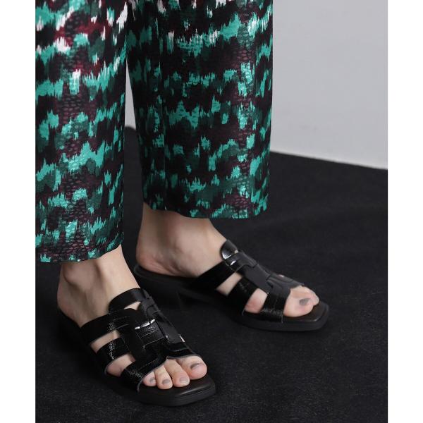 型番：212242052008ブランド：ローズバッド商品名：(Ｗikers)グルカ風ヒールサンダルカラー：GREY/BLACK