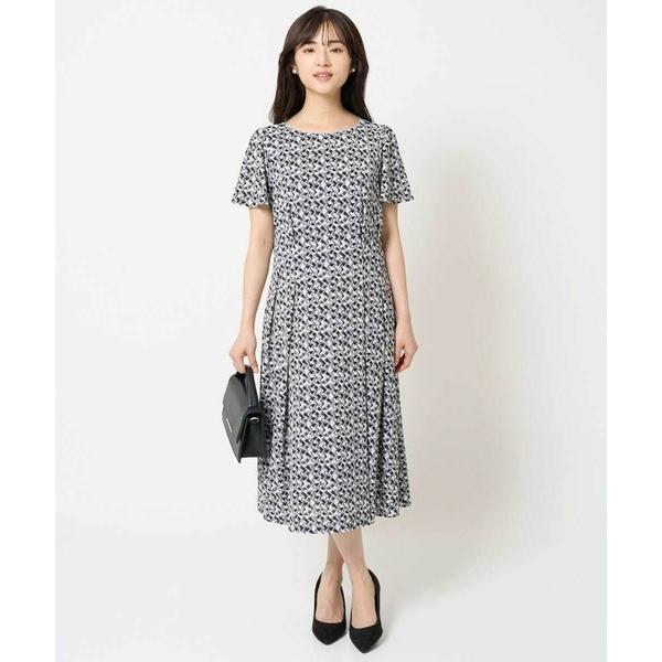 型番：F1PHA60190ブランド：MK ミッシェルクラン商品名：【小さいサイズ】ウエストタックジャージーワンピース（幾何柄・無地）/洗えるカラー：ブルー（柄）/グレー（柄）/ブラック（無地）