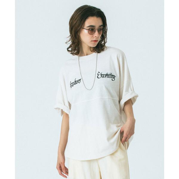 型番：210252011001ブランド：ローズバッド商品名：HLAADAforROSEBUD/EMBROIDERY FOOT BALL TEEカラー：WHITE/BROWN