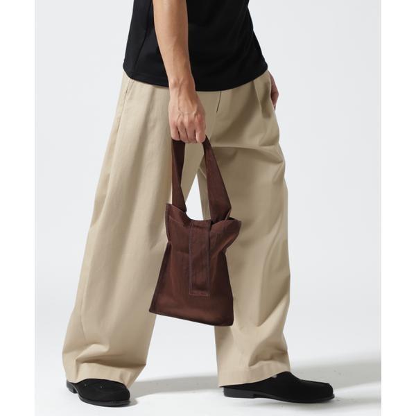 型番：7855976316ブランド：ビーセカンド商品名：ITTI／イッチ／MARY INSIDE OUT TOTE - S ／ CERATO BRIGHTカラー：ブラック/ブラウン/レッド