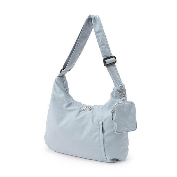 型番：7753419ブランド：ラブトキシック商品名：【LTXC】ポーチつきナイロンビッグショルダーカラー：サックス/オフ　ホワイト/黒