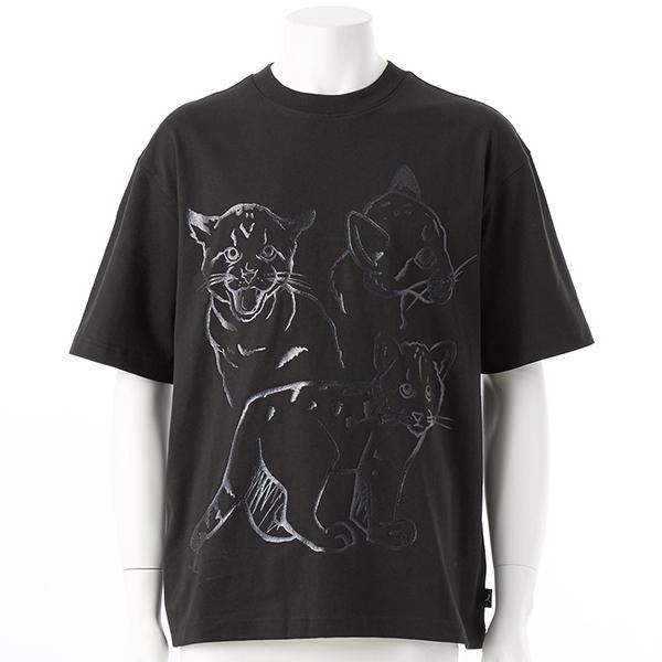 型番：632363ブランド：プーマ商品名：PUMA/プーマ/グラフィック ITTY BITTY 半袖 Tシャツカラー：01　PUMA　BLACK/65　ESPRESSO　BROW