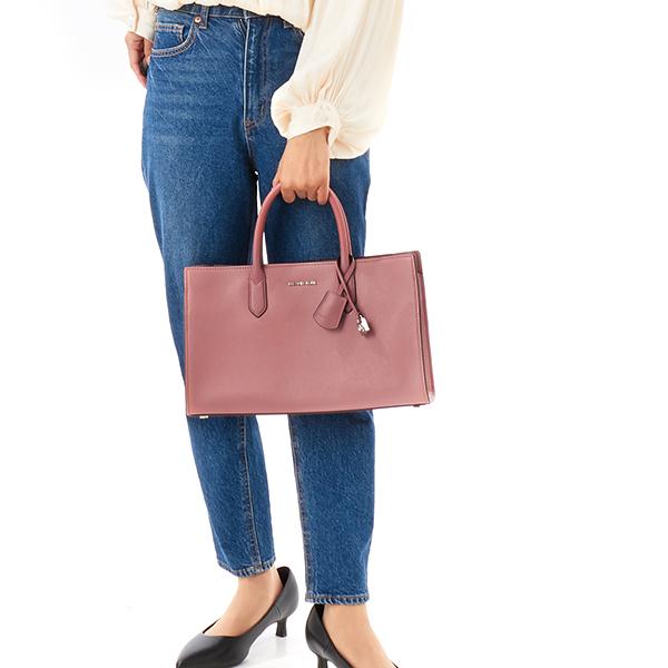 型番：30F4SETS2L674ブランド：マイケル・コース商品名：SCARLETT レザー サッチェル ミディアムカラー：ローズ