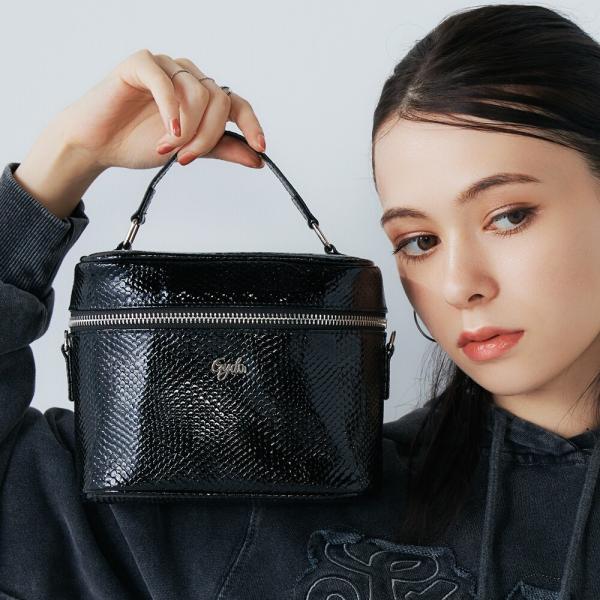 型番：GY-B365ブランド：ジェイダ商品名：GYDA (ジェイダ) PYTHON EMBOSS バニティバッグ GY-B365カラー：レッド/ミックス