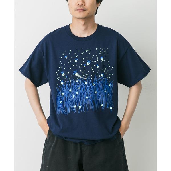 型番：DMA5-784ブランド：アーバンリサーチ ドアーズ商品名：LIBERTY GRAPHICS　Firefliesカラー：ネイビー