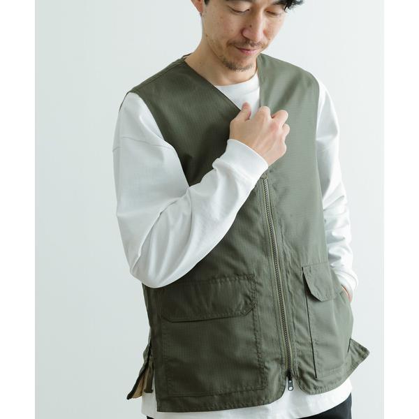 型番：IT44-17C002ブランド：アイテムズ アーバンリサーチ商品名：TAION　Military Reversible Vestカラー：オリーブ/グリーン系その他/ネイビー/ブラック