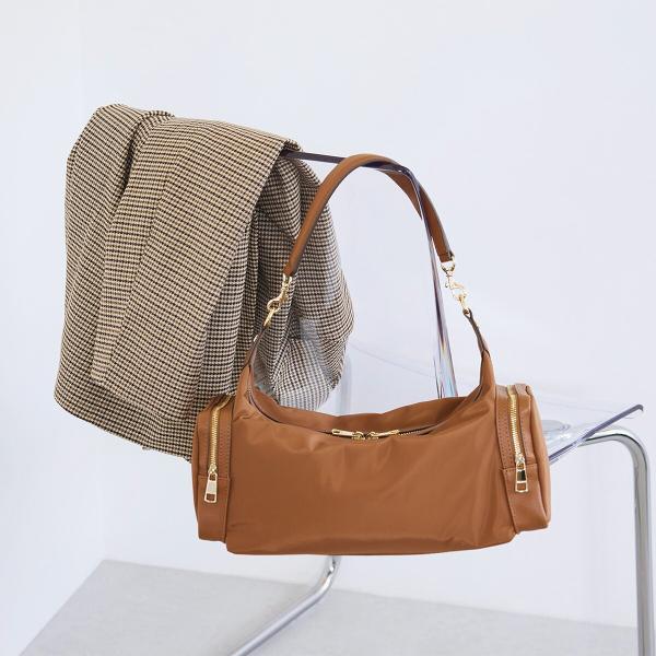 型番：502067000325ブランド：トプカピ商品名：【TREASURE TOPKAPI】ナイロン サイドポケット ワンハンドル ショルダーバッグカラー：グレージュ/ブラック