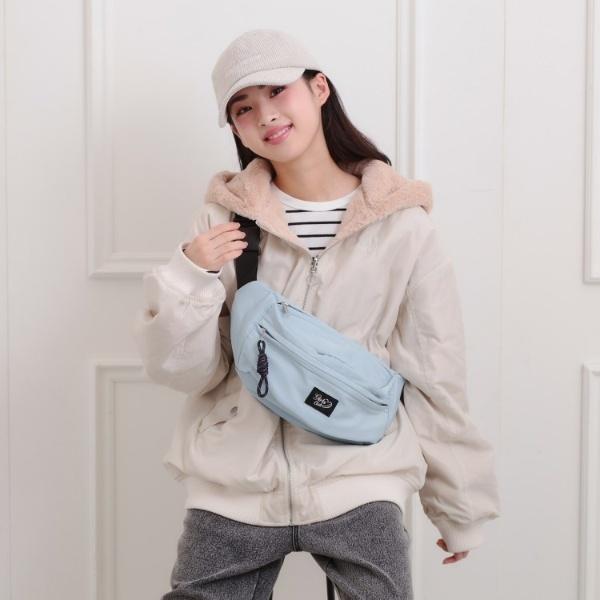 型番：32014021ブランド：ピンクラテ商品名：コード付きボディバッグカラー：オフホワイト（００３）/ブラック（０１９）/ブルー（０９１）