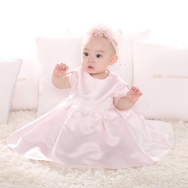 型番：1741-79010ブランド：フィヨ デュ ベベ ルダクティオン商品名：【日本製】サテンチュールモチーフドレス(70~90cm)カラー：ピンク