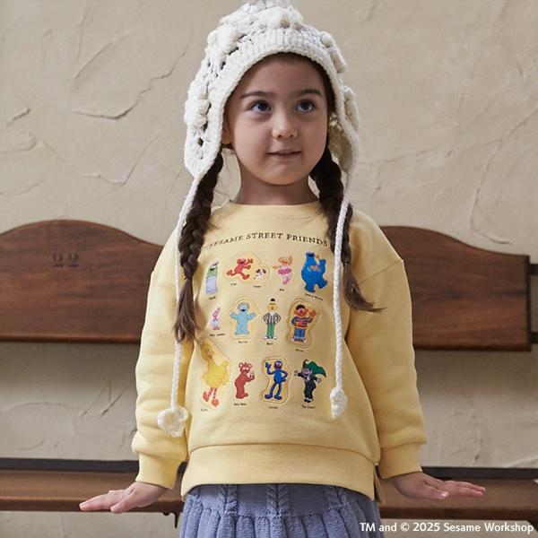 型番：9554221ブランド：プティマイン商品名：【SESAME STREET】キャラいっぱいトレーナーカラー：クリーム/ライト　ブルー/マルチ