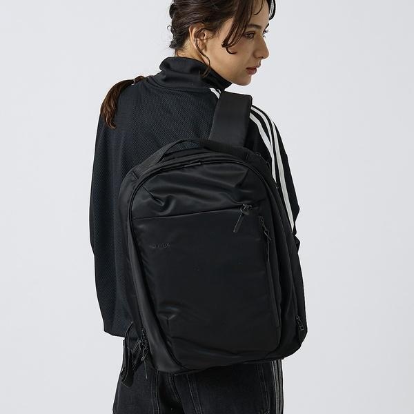 型番：04529854000ブランド：アバハウス商品名：【DsBk / ディーエスビーケー】 SOLID BACKPACK ／デイリーバカラー：ブラック/グレー/カーキ/ネイビー
