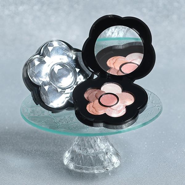 型番：140-750011L01ブランド：マリークワント商品名：『数量限定』チアリー カラーズ フォー アイズ＜アイシャドウ＞ L-001カラー：L-001