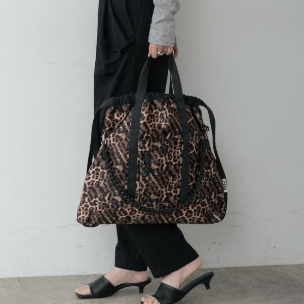 型番：68805041ブランド：ギャレスト商品名：【CONTROL FREAK ／ CTFK】ナイロン3WAYレオパードスクエアトートカラー：ブラウン（５４３）