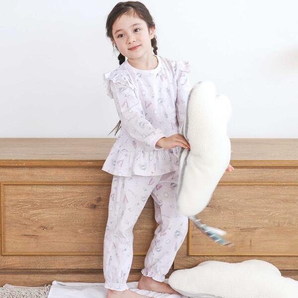 型番：1814-89506ブランド：スラップスリップ商品名：【スララク/腹巻き一体型/吸汗速乾】みんな快眠！みんみんパジャマ 上下セット(80~130cm)カラー：ホワイト×ハートチェリー×フリル/ベージュ×お空とおやすみアニマル/イエロー...