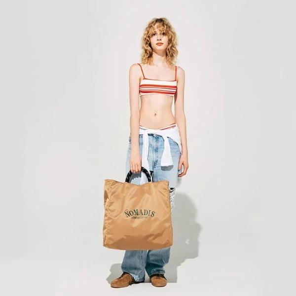 型番：01605969ブランド：ドレステリア商品名：NOMADIS（ノマディス）SAC2／16 ビッグトートバッグカラー：ベージュ（０５２）/ブラック（０１９）