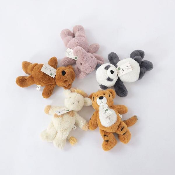 型番：510100025ブランド：シップス商品名：BON TON TOYS:WWF CUB CLUB ANIMALS ぬいぐるみカラー：ナチュラル/ブラック/ブラウン系/ダークブラウン/ピンク