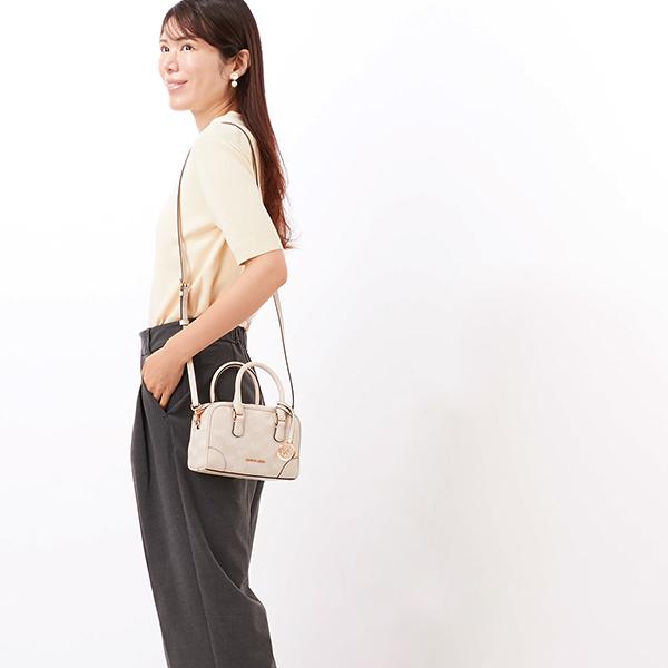 型番：35S6G7OC0J2605ブランド：マイケル・コース商品名：THOMPSON XS SATCHEL XBODY Crossbodyカラー：ライトクリーム　マルチ