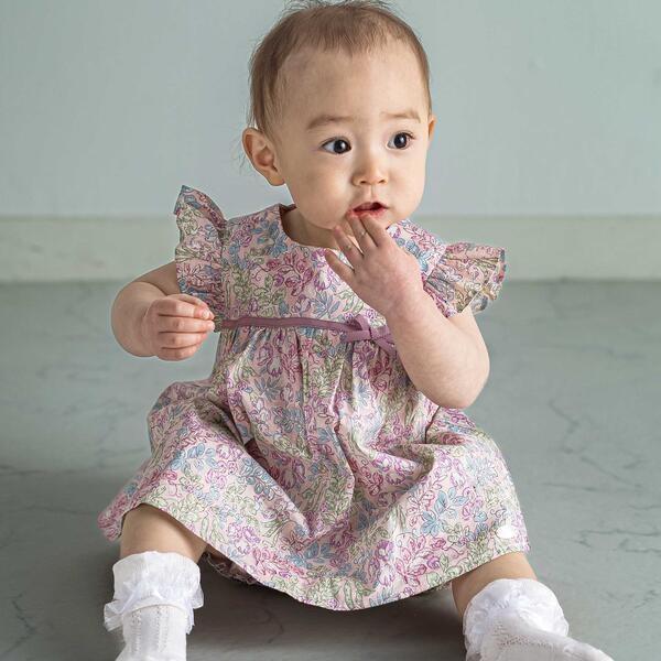 型番：1702-83012ブランド：タルティーヌ エ ショコラ商品名：【日本製】【お揃い】リバティ(SweetPeaLeaf)プリントタナローンワンピース＋ブルマセットベカラー：ピンク系/ブルー系