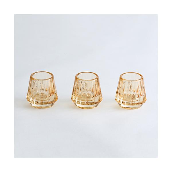 ・サイズ：約45(飲み口)×H65×W63mm・容量：約45ml・素材：ガラス・耐熱温度差：60℃※耐熱温度差とは急激に容器の温度が変わった場合に耐えられる温度差のことであり、耐熱温度とは異なります。食洗機・電子レンジ・オーブン・直火不可