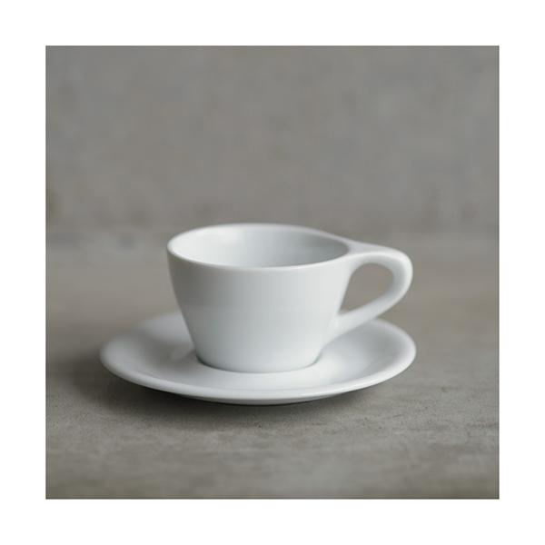 ・カップサイズ：H6.0×W12.0cm・ソーサーサイズ：直径16.0cm・容量：6oz (180ml)・素材：磁器