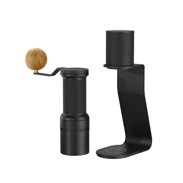 ・ハンディ使用時サイズ：190×65×65 (本体)/約125mm (ハンドル)・スタンド使用時サイズ：275×145×86mm・ハンディ使用時重量：約870g・スタンド使用時重量：約1230g・電源：内蔵リチウムバッテリー (800mAh...