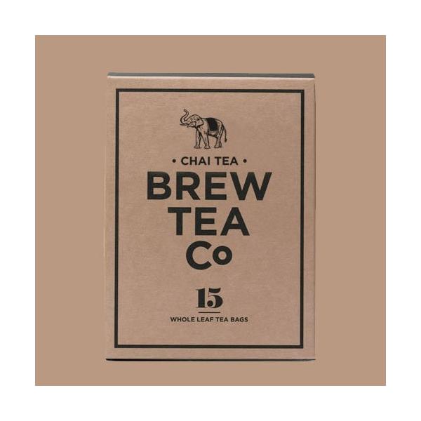 【Chai Tea】まさにチャイの中のチャイ。力強いスパイスとカフェインは、とりこになってしまう美味しさですのでご用心を。カルダモンの量を増やしたり茶葉の味わいを強めたり、はたまたジンジャーの風味をおさえたり、試行錯誤の末に生まれたこだわり...