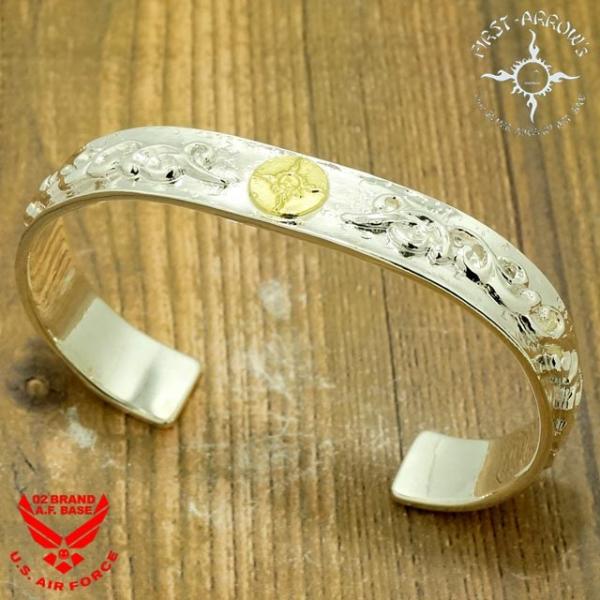 ●商品名ファーストアローズ K18付 浮き唐草彫りベアロック バングル br-030●キーワード送料無料 代引き手数料無料 メール便対応 アメカジ バイカー ネイティブ インディアン 手彫り ジュエリー アクセサリー ブレスレット シルバー...