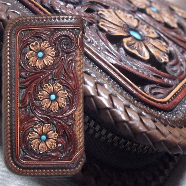 ▼ブランド：7CROSS＆クボタクラフト●長財布(ラウンド ジップ ウォレット)【カラー】ブラウンベースのツートンカラー【サイズ】約21.5cm/横：約11cm【表革】アメリカ、ハーマンオーク社のクラフト専用ツーリングレザー。 （堀上がり、...