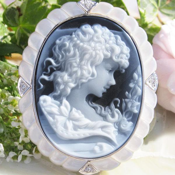 【カメオの素材】最高級ブラックメノウ（Black agate）【フレームの素材】天然ダイヤモンド0.04ct, 白蝶貝, SILVER(ロジウムコーティング済)【ルースサイズ】40 x 30 mm【製品サイズ】50 x 40 mm【製品の重...