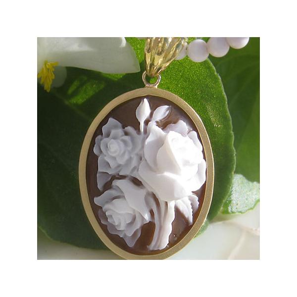 【カメオの素材】サードニクスシェル【カメオのサイズ】25 x 19 mm【全体のサイズ】35 x 20 mm【全体の重さ】3.7g【カメオの作家】Raffale Pernice (ラファエレ・ペルニーチェ）【カメオの作者証明】カメオにサイン...