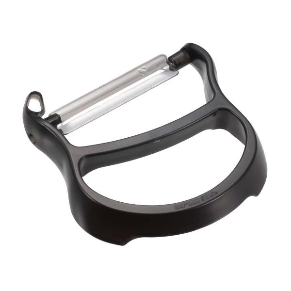 メーカー名：CAPTAINSTAG品名 ：シェラカップ調理器用ピーラー品番：UH-3043製品サイズ:71×74×厚さ13mm材質（品質）:原料樹脂：ABS樹脂、その他の材料：ステンレス鋼仕様/その他：切り刃に注意：使用時及び洗浄の際は切り...
