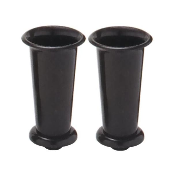 お墓用の墓前花立てです。樹脂製は安価でお求めやすいタイプ。お墓に固定する台座とお花を立てる本体はネジ式で着脱が可能で水の交換や清掃が簡単に出来ます。【ご注文に際してのご注意事項】※表示価格は1対(2本)の価格で数量1で1対のご注文になります...