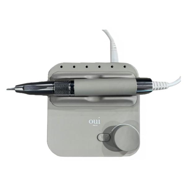 ・回転数0〜35,000rpm/分の速度調整が可能。ケアやオフなど必要に応じて最適な速度でケアできる。見やすいディスプレイで簡単操作。・インジゲーターを押して正転、逆回転の切り替えが可能。・高品質のアルミニウム合金を使用しており、回転数が高...